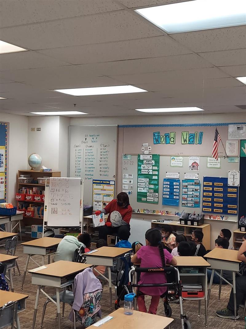 Tséhootsooí Primary Learning Center / Homepage